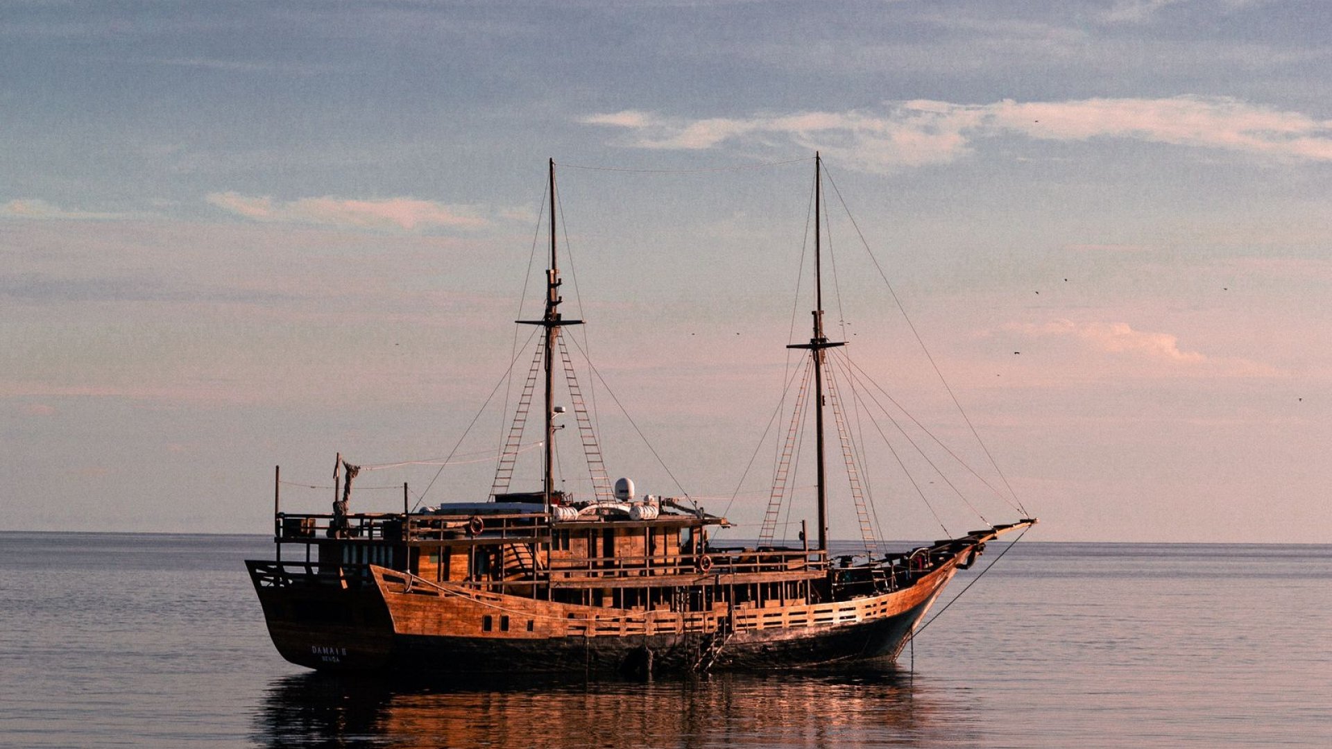 Embárcate en una expedición a través del Mar de Timor | ViajarSolo