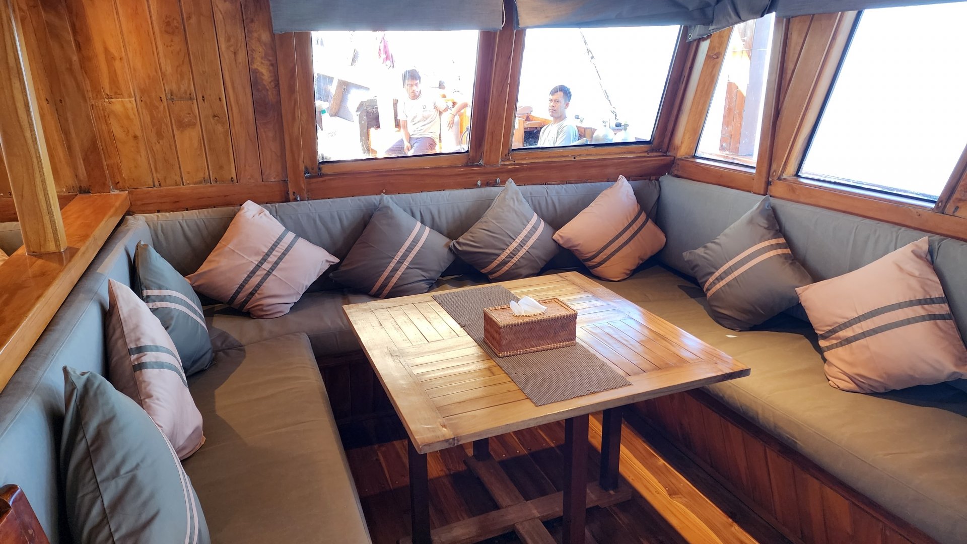 Embárcate en una expedición a través del Mar de Timor | ViajarSolo