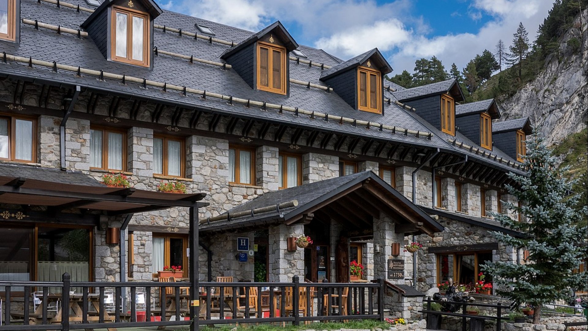 Senderismo en Benasque | ViajarSolo