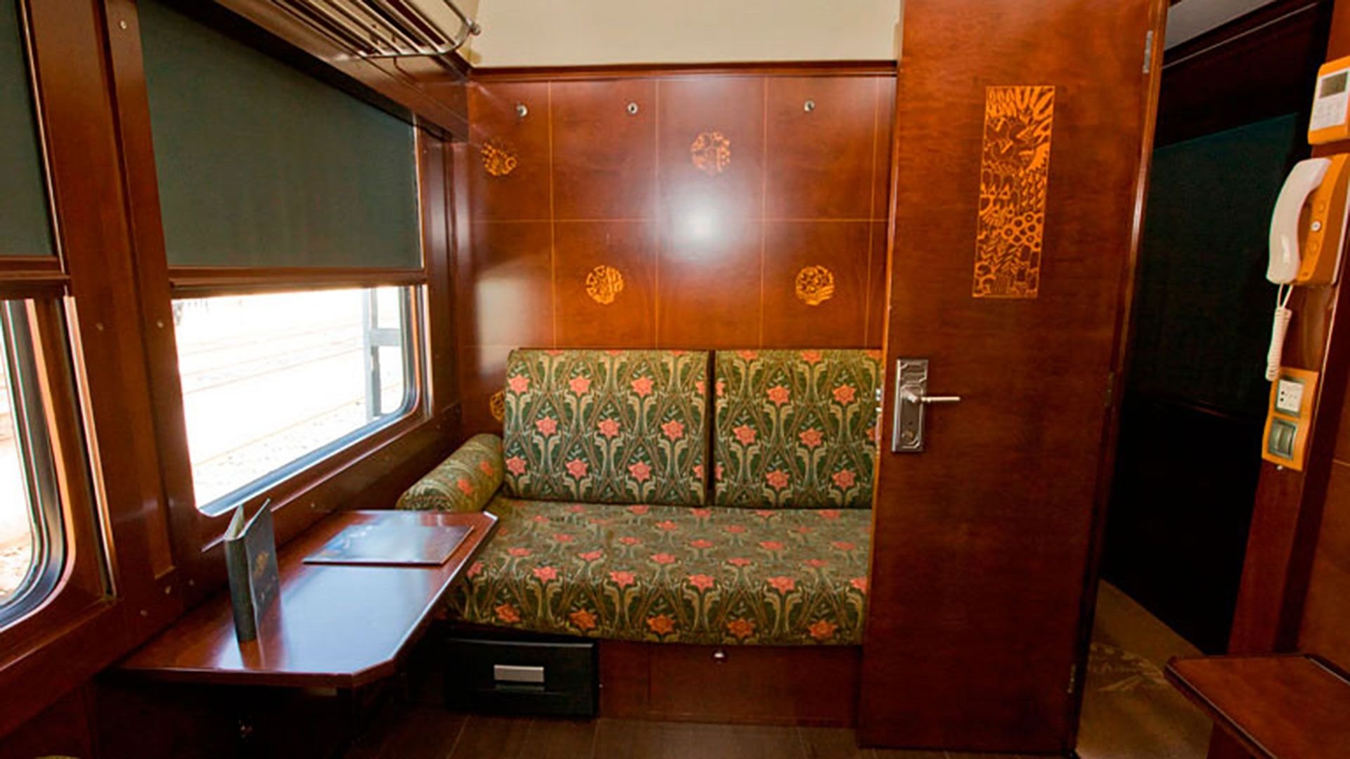 Al Ándalus: Recorre Andalucía en un palacio sobre ruedas | ViajarSolo